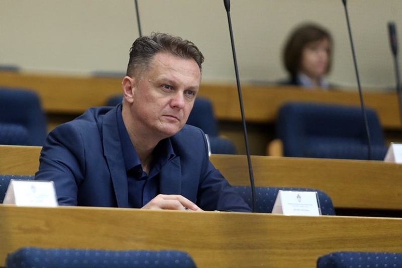 Info Bijeljina - Vrhovac navodi da su krediti plasirani u skladu s ...